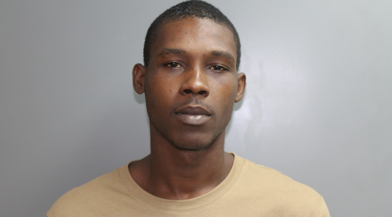 CAUGHT ON CAMERA! Suspect In Gas Station Shooting Quickly Arrested By ...