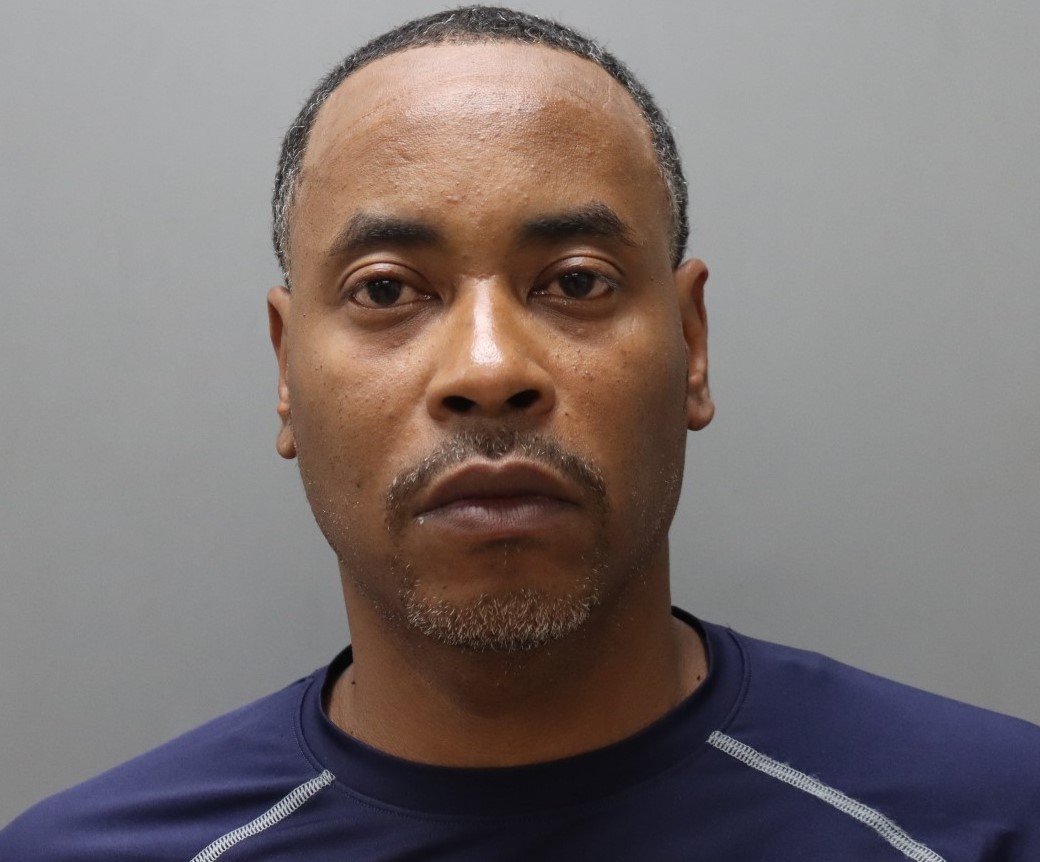 ‘Peace officer’ who took girlfriend’s car keys – and her car – charged ...